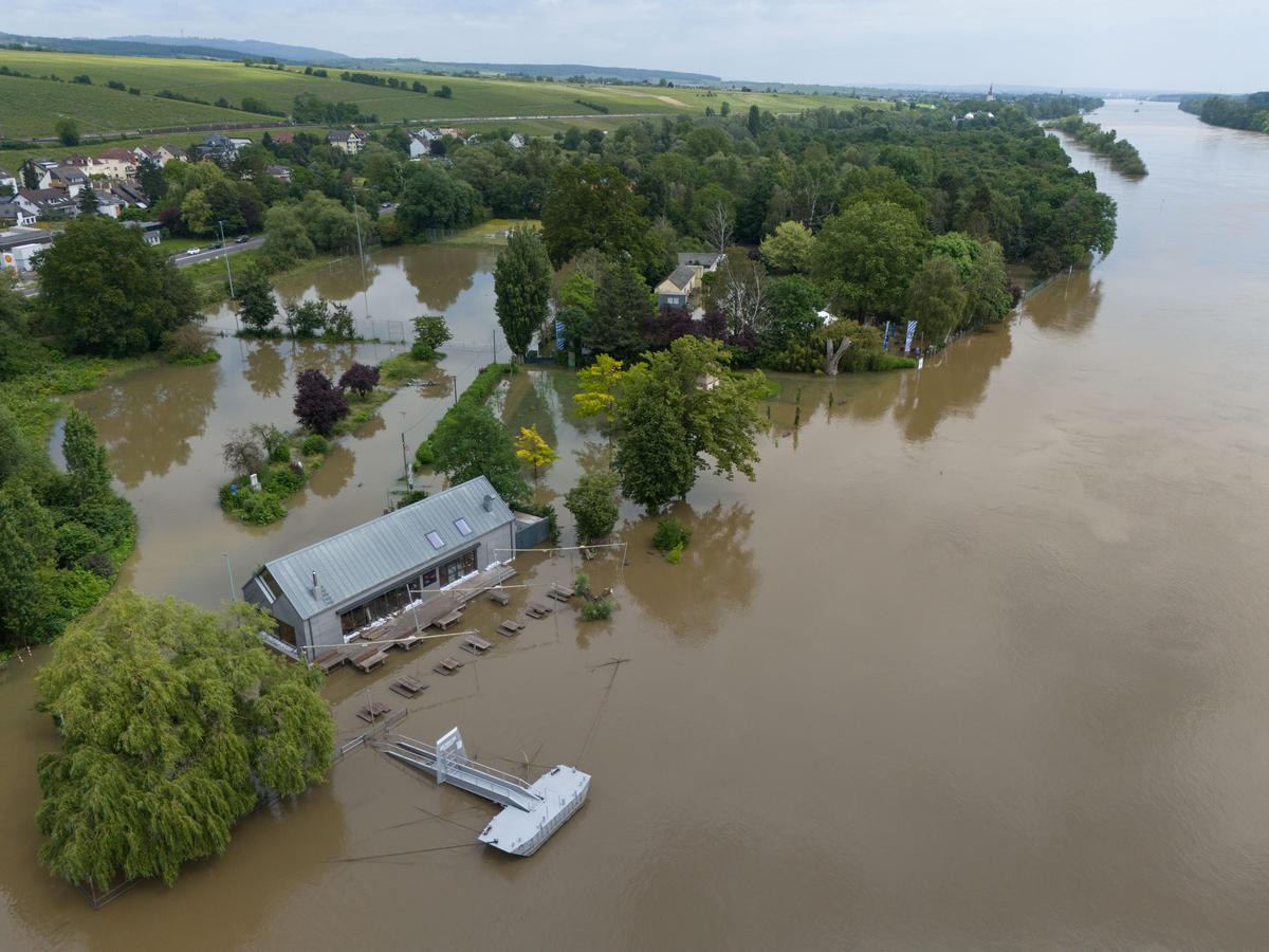 Hochwasser in Süddeutschland: Lage spitzt sich in einigen Gebieten zu – DiePresse.com
